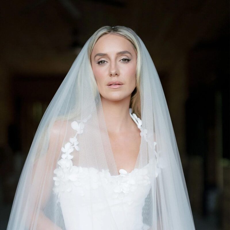 Lainey Wilson Ditches Bell-Bottoms For A Cherry Blossom Wedding Gown As ...