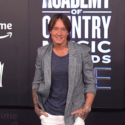 Keith Urban’s Mid-Life Crisis ACM Look Gets Roasted As Kidman Divorce ...
